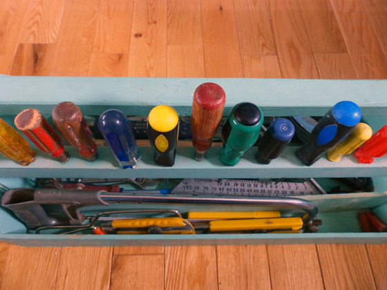 How to build a simple toolbox from scrap wood – Free plan | Home on 129 ...